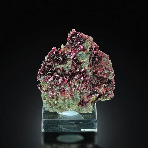 Fantastisches Big And Rare Erythrite Auf Matrix Exemplar Catawiki