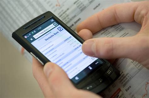 Difference Between Mobile Banking And Internet Banking Difference