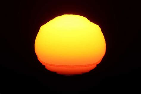 Spektakulärer Sonnenuntergang im Sundgau - Ebringen - Badische Zeitung