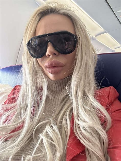 Marymadisonworld On Twitter 🇧🇪brussels Next Stop 🤗💉💉🏀🏀