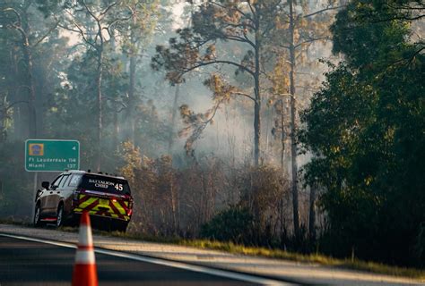 Collier County Fire Officials Are Containing 70 Acre Brush Fire What To Know