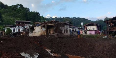 မိုးကုတ်မြို့ကို ပြန်လည်ထိန်းချုပ်နိုင်ရေး စစ်ကော်မရှင်တပ် လေကြောင်းဖ