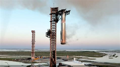 Spacex Catches Giant Starship Booster In Fifth Flight Test Ghana News
