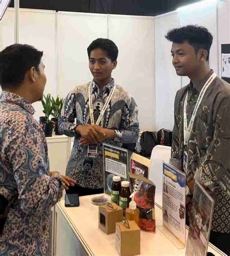 Mahasiswa Sekolah Vokasi IPB University Berpartisipasi Dalam Forum