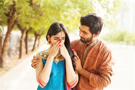 বিবাহিত জীবন যে ৫ কারণে একঘেয়ে হয়ে ওঠে