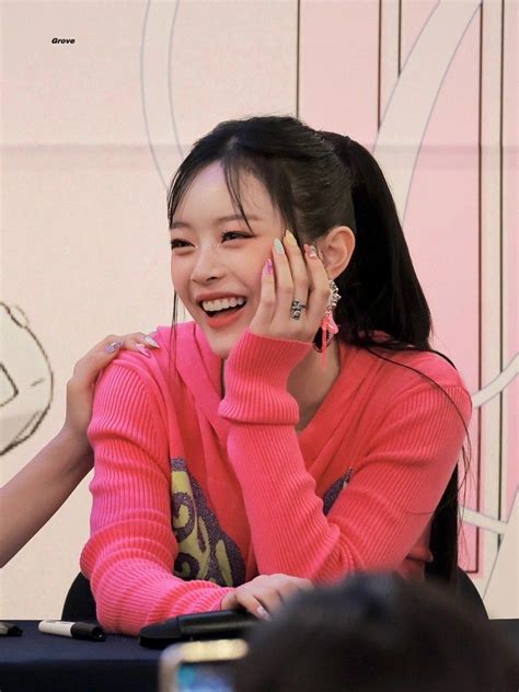 Pin On Arhivnewjeans нью джинс или мам купи джинсы 👖 New Jeans