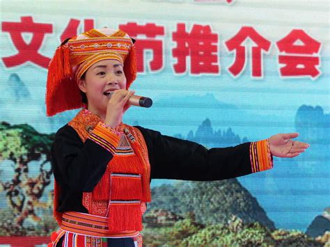 金秀瑶族自治县将办2018圣堂山杜鹃花旅游文化节国家旅游地理探索自然 传播人文 愉悦身心