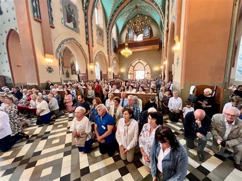 piesza pielgrzymka ze Staszowa do Sulisławic dobiegła końca Modliło się prawie