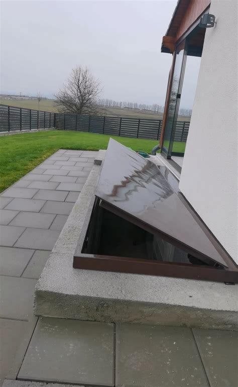 Capac Beci Trapa De Exterior Cu Deschidere Electrica Ferostil