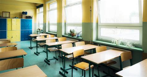 Wisconsin School District No Preferred Pronouns In Emails No Pride Flags