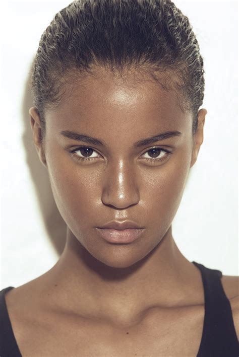 Yasmina Krznaric Agencia De Modelos Barcelona Uniko Models