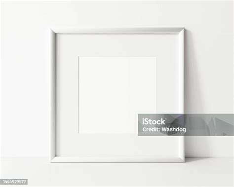 정사각형 흰색 프레임 모형입니다 흰색 테이블에 흰색 프레임이 있습니다 3d 그림 0명에 대한 스톡 사진 및 기타 이미지 0명 3차원 형태 곡선 Istock