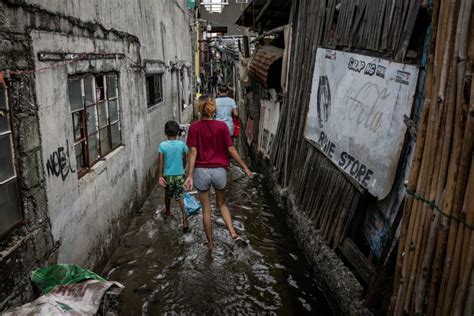 Sinking Land And Rising Seas Threaten Manila Bays Coastal Communities