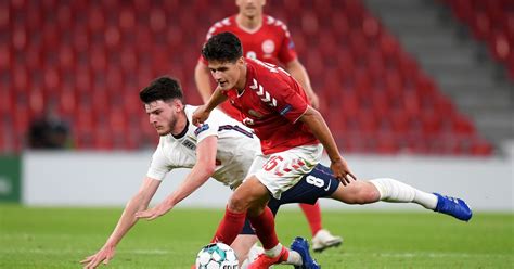 Chelsea Fans Make Their Feelings Clear On Transfer Target Declan Rice