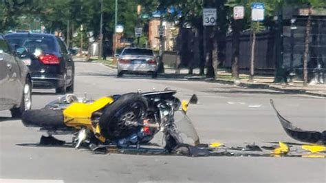Motorcyclist Dies In Crash On South Side Abc7 Chicago