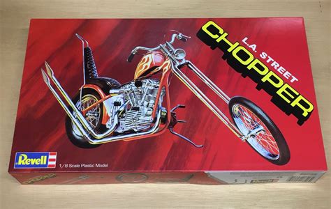 Revell La Street Chopper