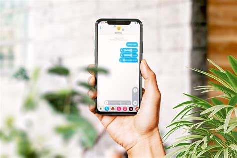 How To Send A Voice Message In IMessage On An IPhone