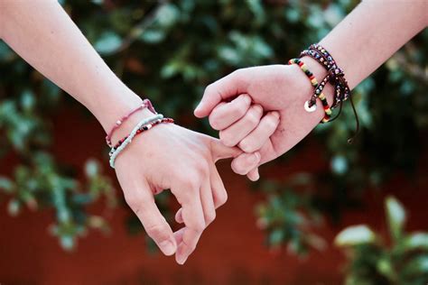 What S The Difference Between A Friend And An Acquaintance