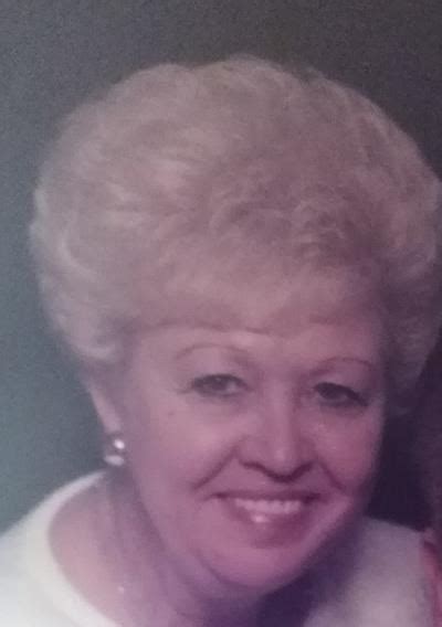 Iris Lowe Obituary 2021 Clermont Fl Becker Funeral Home Inc Clermont