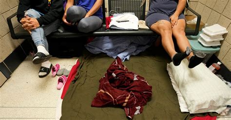 Chicago Starting Migrant Shelter Evictions Crains Chicago Business