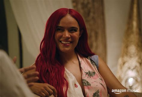Karol G Y Sus Aventuras Con Chente En El Cairo Vida Latina