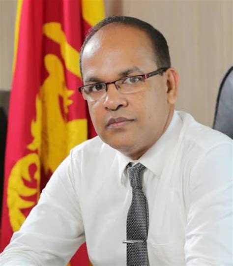 ⩥අනුර රිලව් අල්ලන විට ඊබ්‍රහිම් ට්‍රැක්ටර් බෙදයි බුකිනා ෆාසෝහි ජනාධිපති කැප්ටන් ඊබ්‍රහිම් ට්