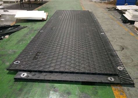 Overlapping Interlocking Hdpe Ground Protection Mats Heavy Duty Rig Mat