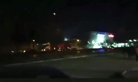 عكاظ On Twitter 🎥فيديو متداول سماع دوي انفجارات💥 في مصنع لإنتاج