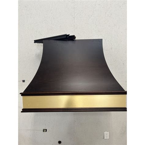Curved With Brass Apron 4420