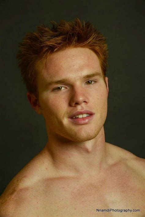 Model Christian Kruse Cabelo Vermelho Cabelo Madeixas