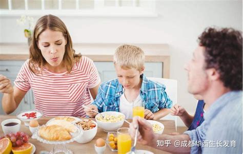 暑假孩子不吃早餐影响长高成都华西生长发育医学研究院 知乎