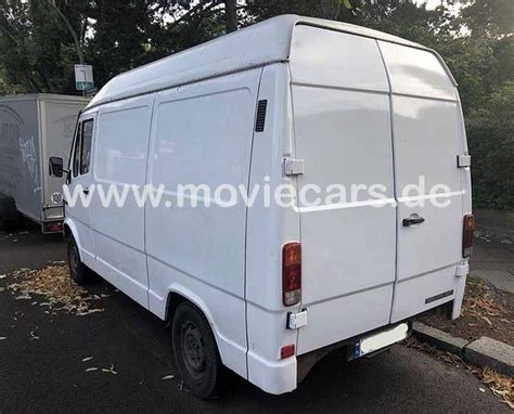 Mercedes 208 Transporter - Moviecars