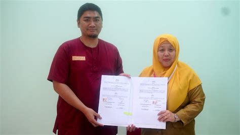 Penandatanganan Kontrak Kerja Dr Nirwan Fr Sp Pd Rsud Banyumas