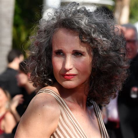Hair Stylists Say This Celeb Approved Hairstyle Is A Great Way To G