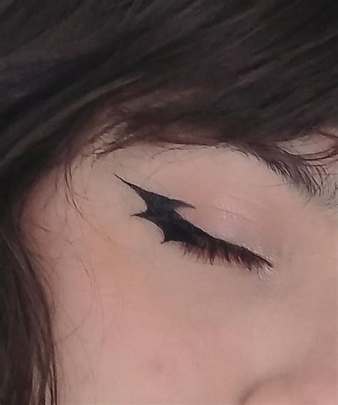 Bat Wing Eyeliner No Eyeliner Makeup Makeup Eyeliner Goth Eye Makeup