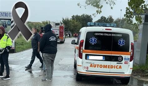 Incidente Mortale A Santi Cosma E Damiano Perdono La Vita Due Uomini