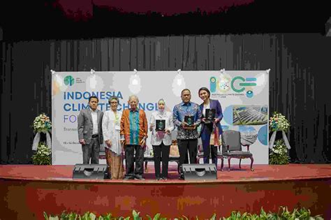 Emil Salim Institute Selenggarakan Indonesia Climate Change Forum 1