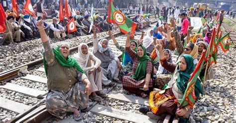 148 Lakh Farmers Still Facing Cases Registered During Agitation