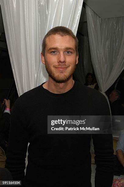 Eric Lively Photos And Premium High Res Pictures Getty Images