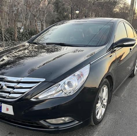 هیوندای سوناتا Yf، مدل ۲۰۱۲ در مشهد ۲ بهمن ۱۴۰۳