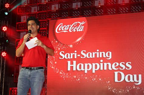 SariSaringHappiness A Red And White Holiday