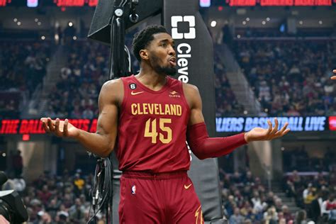 Donovan Mitchell Becomes Seventh Player In Nba History To Score 70 Plus