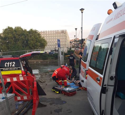 VIDEO Bărbat înecat în Someș A fost salvat în ultima clipă de pompieri