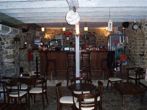 ΠΑΡΑΔΟΣΙΑΚΑ ΚΑΦΕΝΕΙΑ ΤΟ ΚΑΦΕ ΤΗΣ ΜΑΡΙΤΣΕΛΑΣ ΠΑΡΑΔΟΣ 4ty Gr