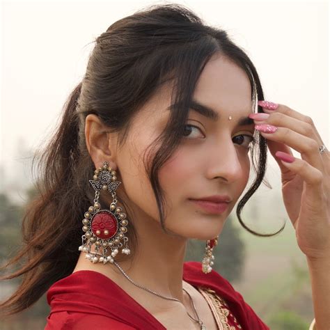 Riya Yadav Youtube