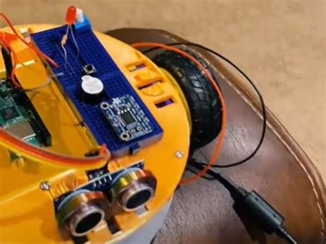 Lily∞bot With Raspberry Pico W Use Sonar To Illuminate Led