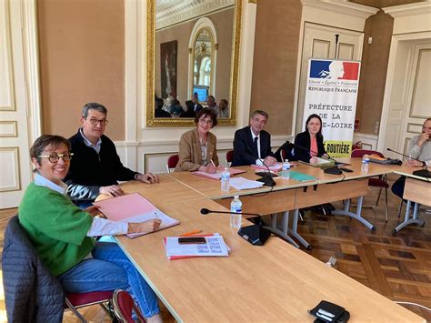 Signature Du Document Général Dorientations De La Sécurité Routière