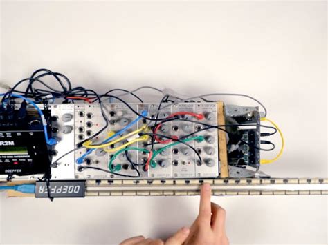 The Modulin — A Synthesizer Played Like A Violin