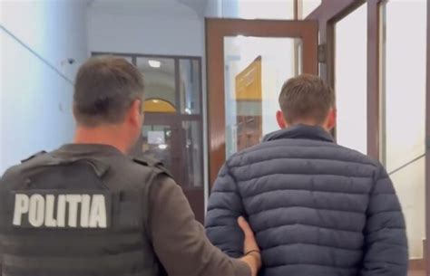 Tânărul care și a ucis iubita în Timișoara de ani de închisoare