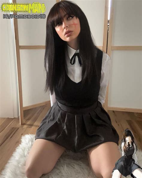 Modelo Pamdroid18 Fez Um Atraente Cosplay Da Asa Mitaka De Chainsaw Man